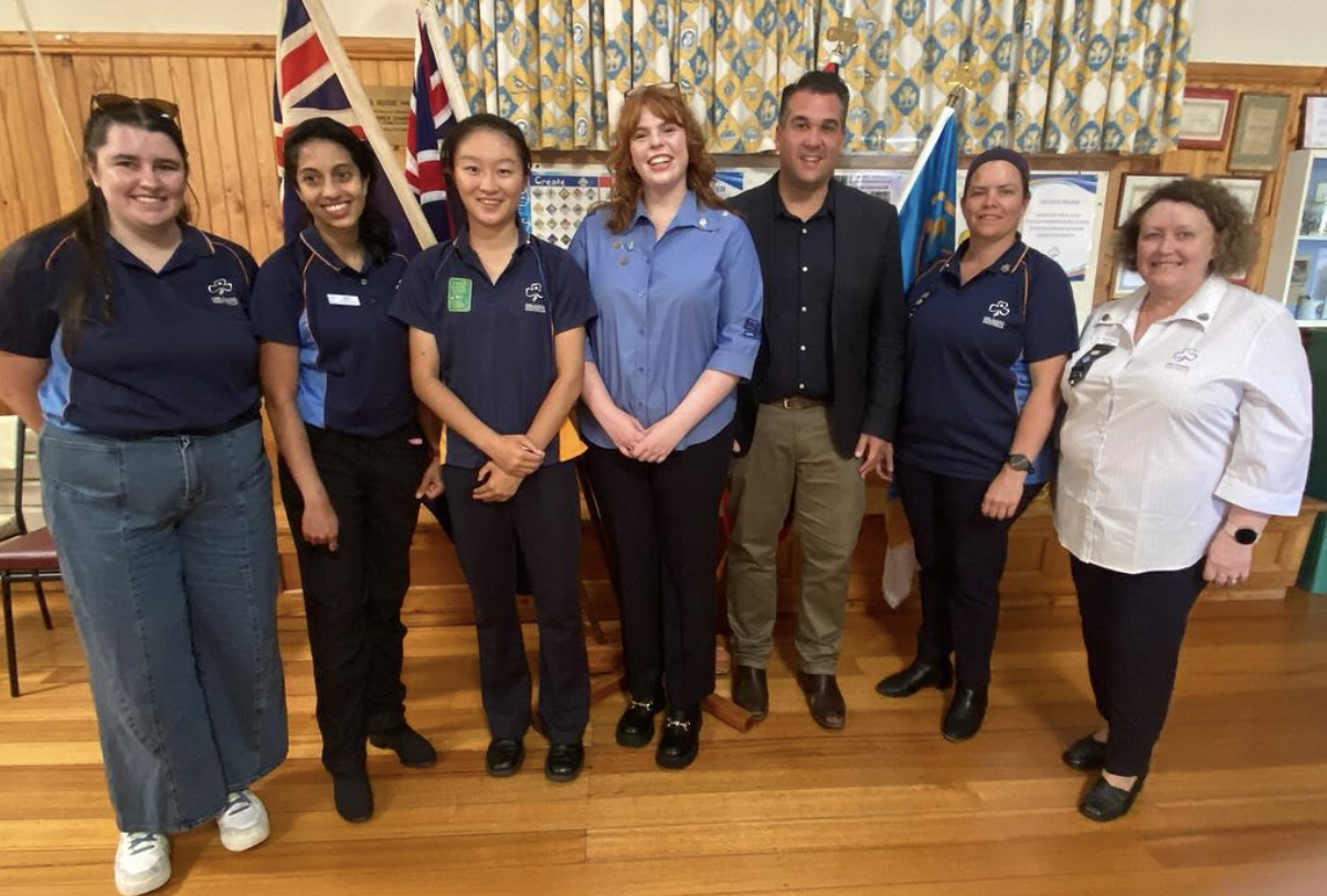 Congratulations to Mimi and Abby – Queen’s Guide Award Presentation ...